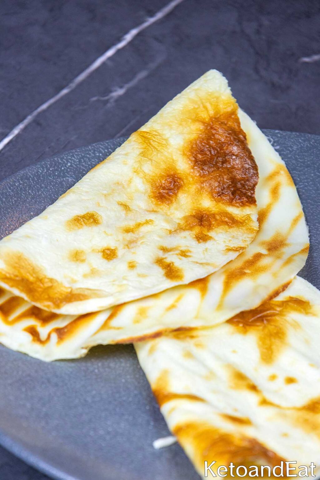 Carnivore Cottage Cheese Flatbread : Easy Recipe