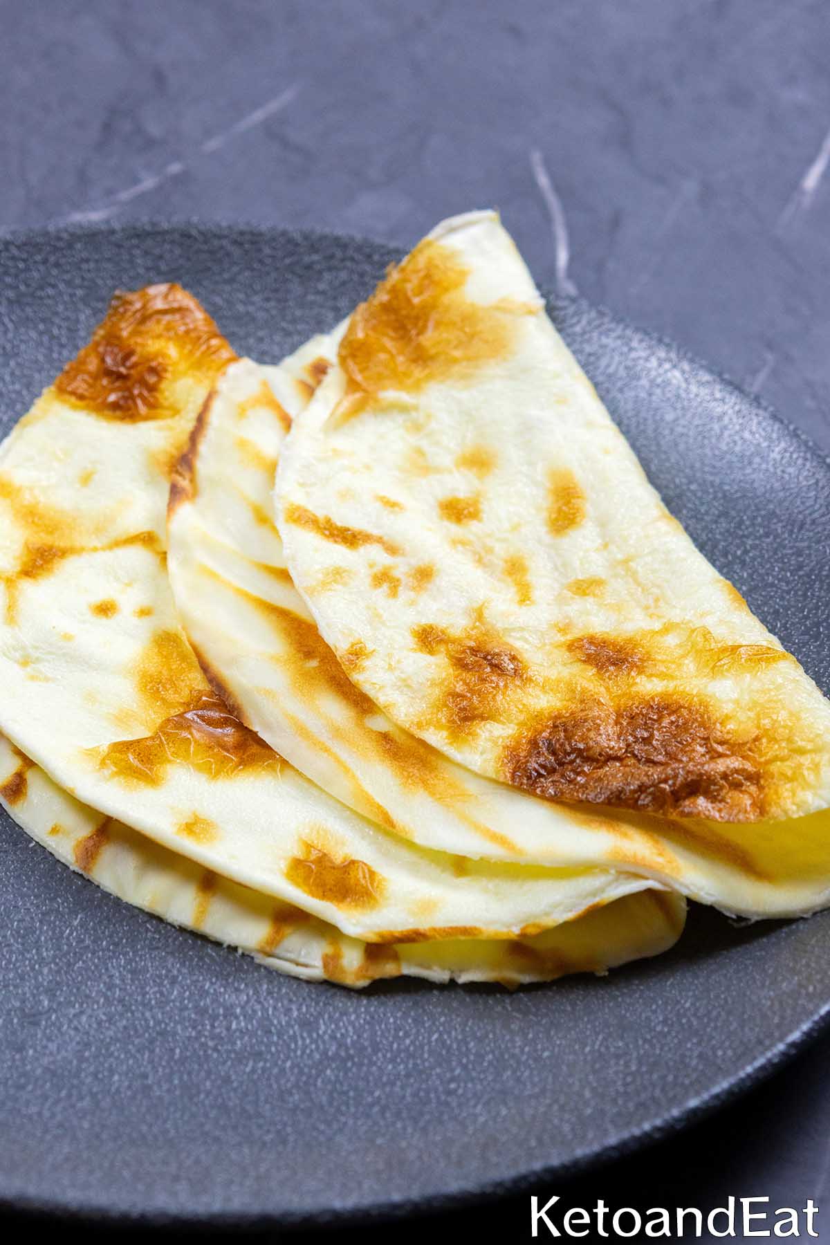 Carnivore Cottage Cheese Flatbread : Easy Recipe