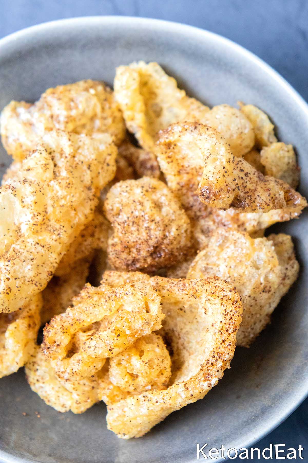 Keto Cinnamon Crunch - Low Carb Snack